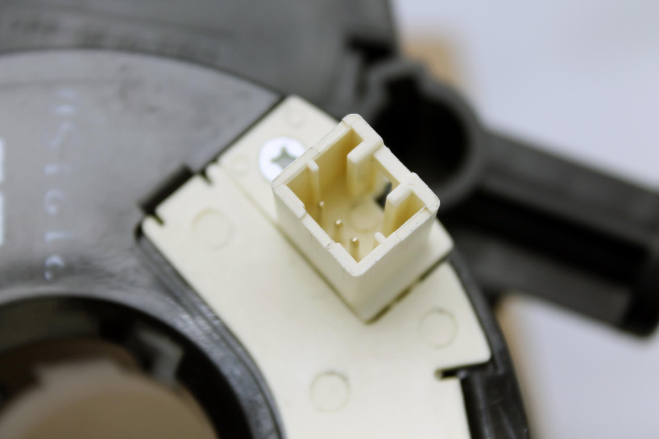 Spiral Cable Clock Spring B5567-BH00A Nissan Qashqai 06-14 | tqparts.com